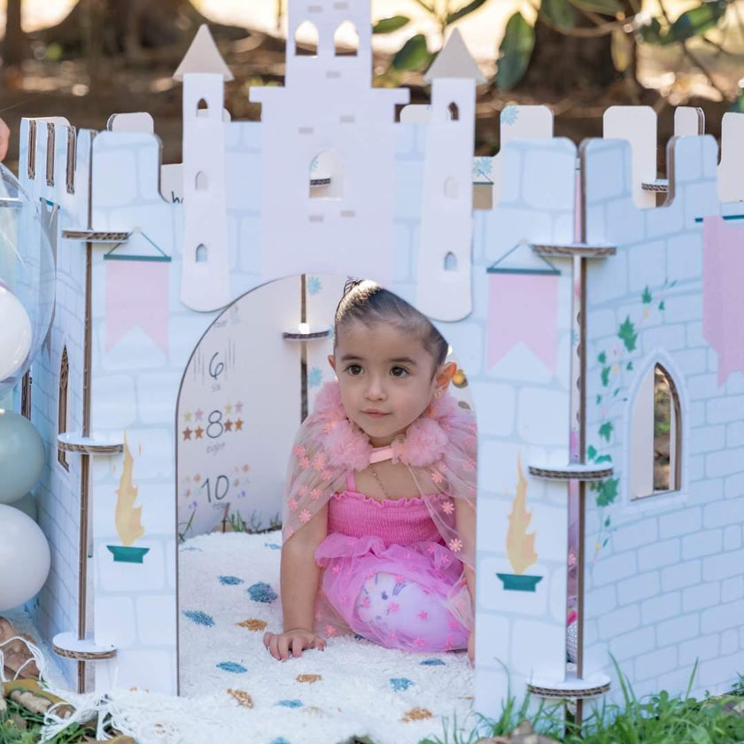 Interactive Cardboard Playscreen - The Fairytale Castle – Paper Pops